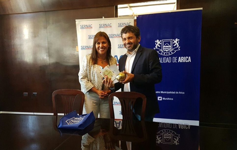 Dirección Regional del SERNAC y municipalidad de ARICA firman convenio ...